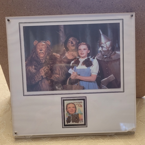 Other | Wizard Of Oz Group Picture With Us Postage Stamp In Plexiglass ...